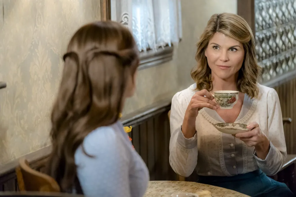 Lori loughlin News & Latest Pictures From Newsweek.com