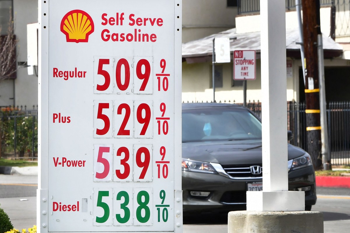 How Do Gas Prices Work? Costs Responding to Rising Crude Oil Prices ...