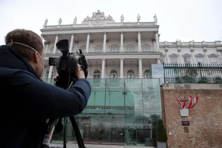 Where Does Putin Live? A Look at the Russian President’s Residences ...