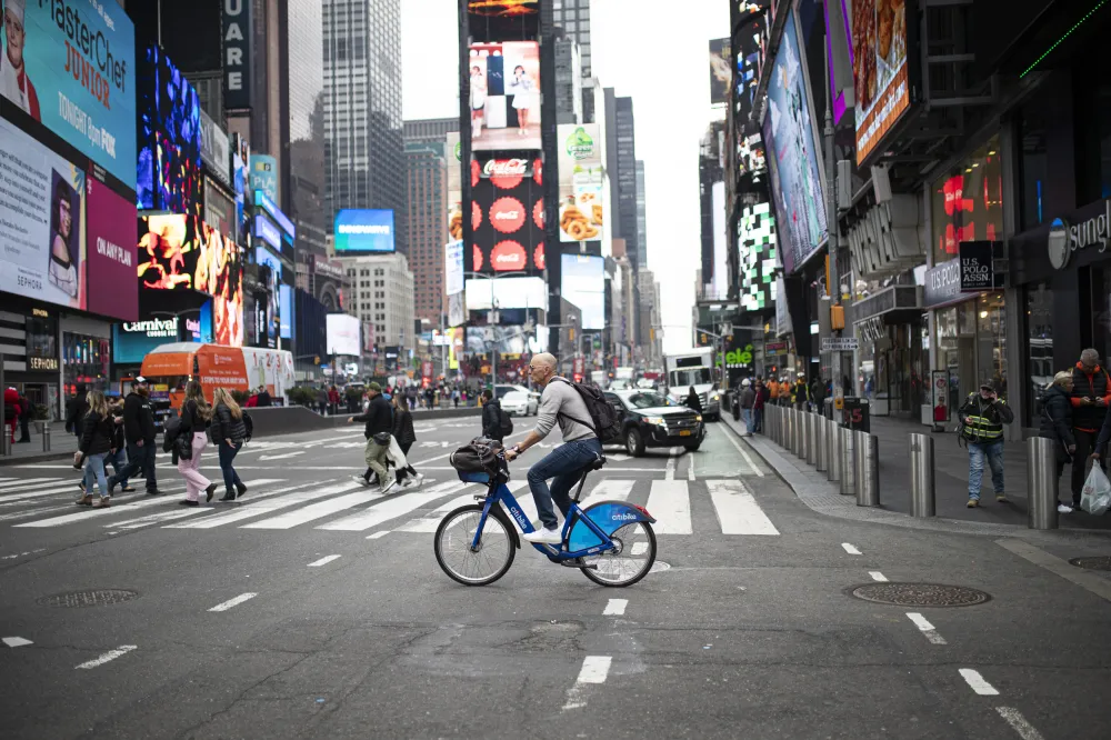 Watch: Times Square Explosion Has New Yorkers, Tourists Running in ...