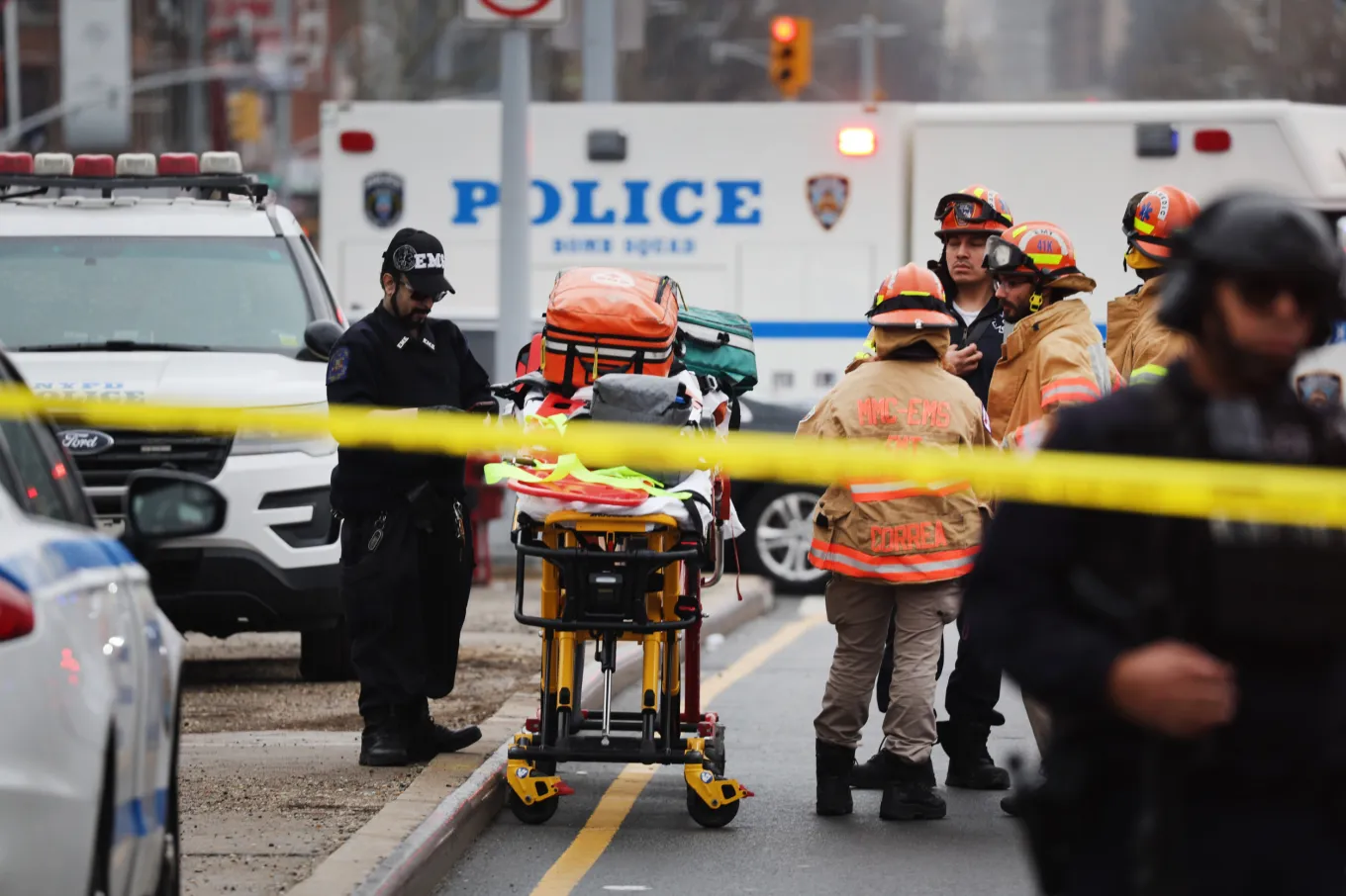 Authorities Say 29 Hurt in Brooklyn Subway Attack, Suspect’s U-Haul ...