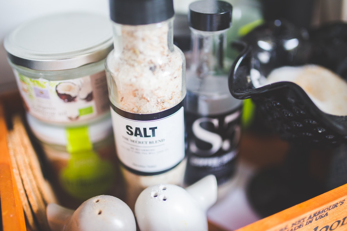 World First: Salt Can Be Replaced in Food – Using Electric Chopsticks ...