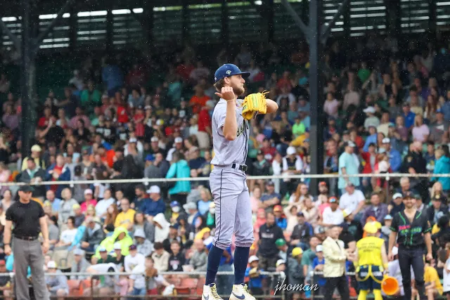 Baseball Team’s TikTok Dances on the Pitch Become Online Sensation ...