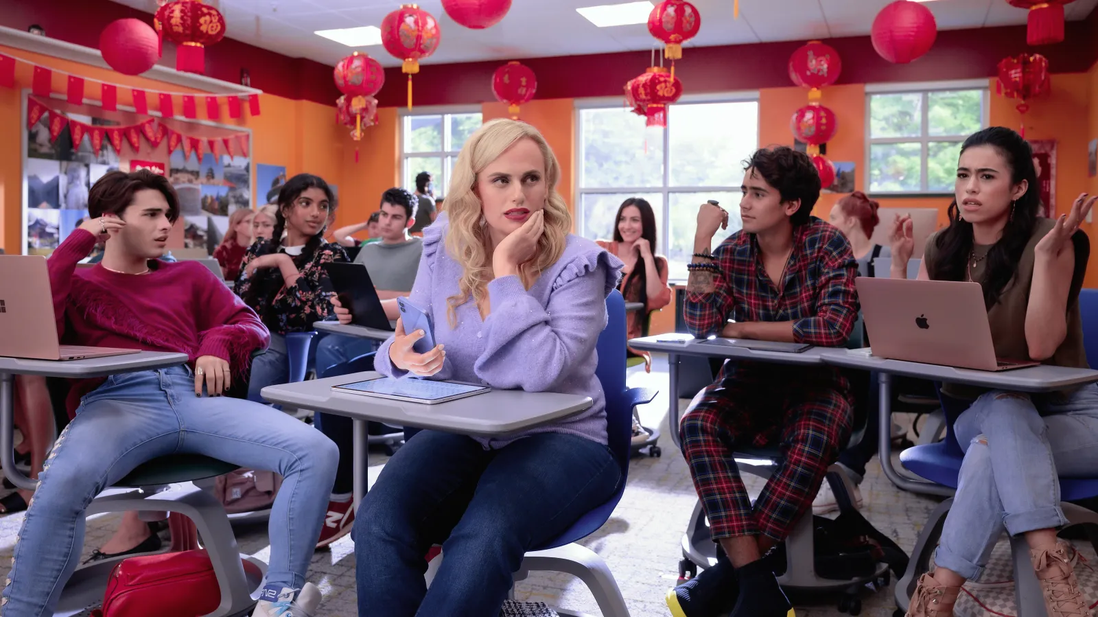‘Senior Year’: Release Date, Cast, Trailer and Plot - Newsweek