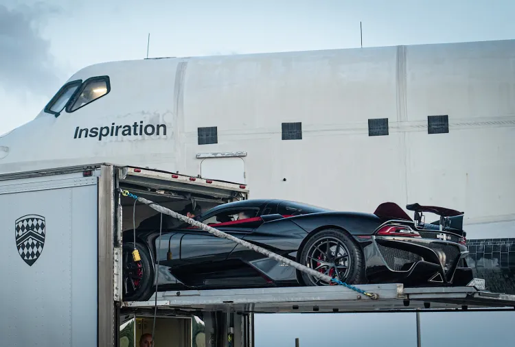 SSC Tuatara Sets New Production Car Speed Record of 295 MPH - Newsweek