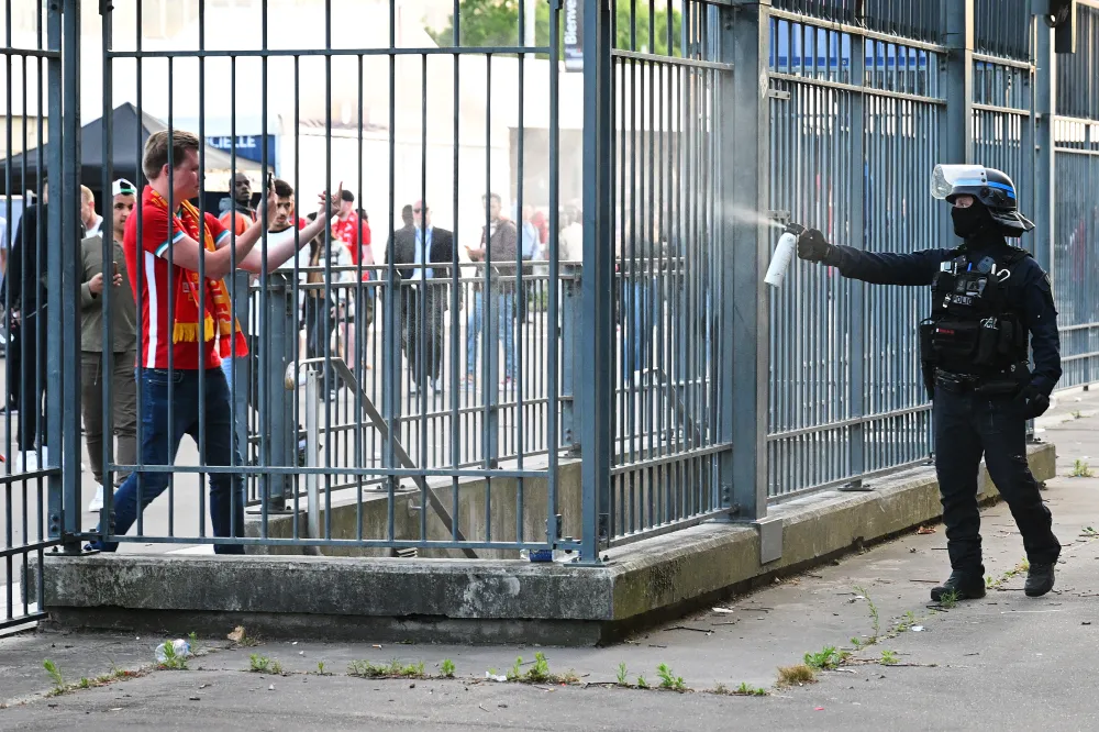 Police Tear-Gas Fans at Champions League Final as Liverpool Demands ...