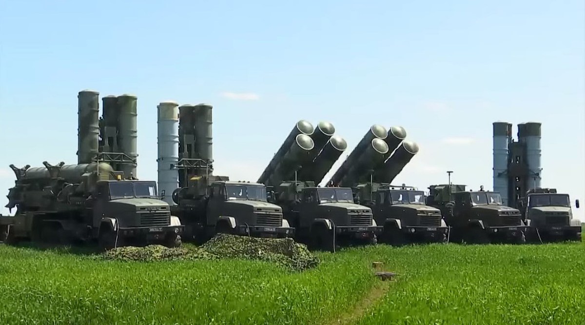 Russian Missile System Takes Out Combat Drones Mid-Air, Video ...