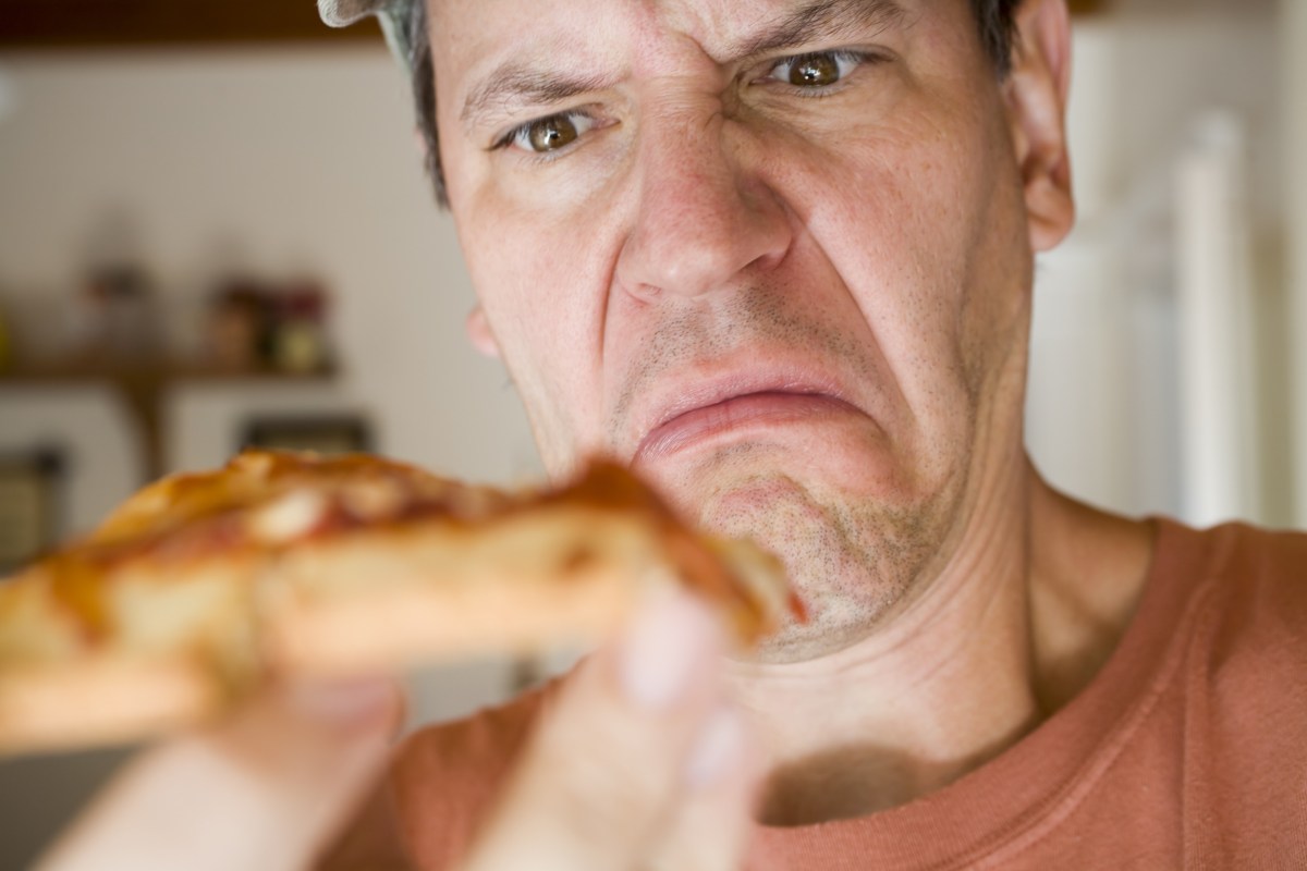 Internet in Stitches Over Partygoer’s Late Night Pizza Order Fail ...