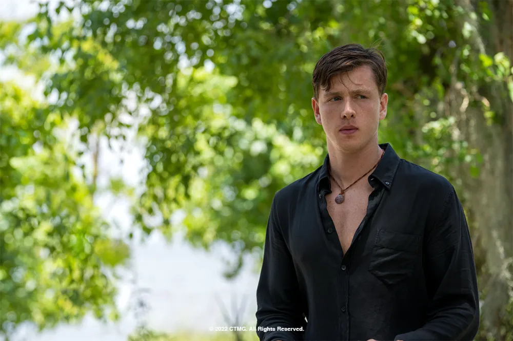 ‘Where the Crawdads Sing’ Ending: Did Kya Kill Chase? - Newsweek
