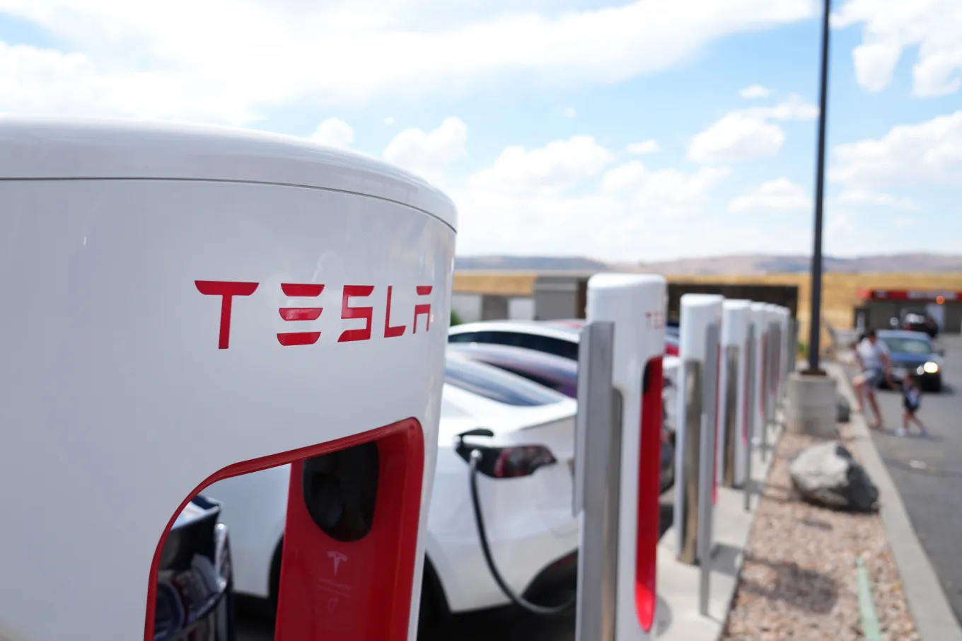 Tesla Made To Reimburse Owner After Car Deemed ‘Massive Hazard’ - Newsweek
