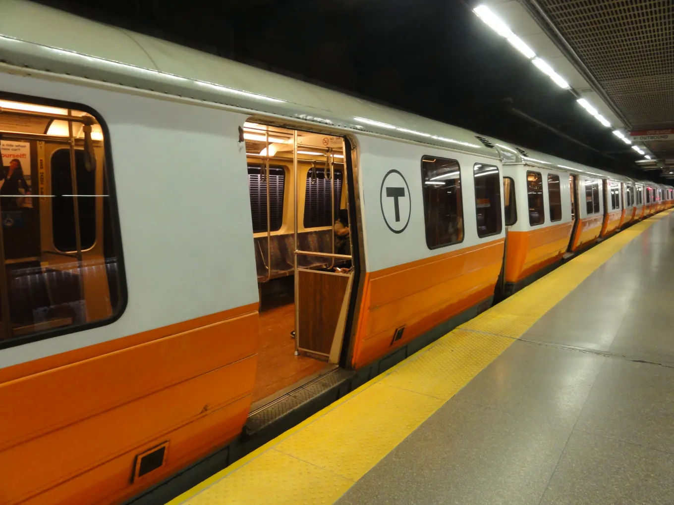 Boston Orange Line Train Catches Fire as Passengers Evacuated, Videos ...