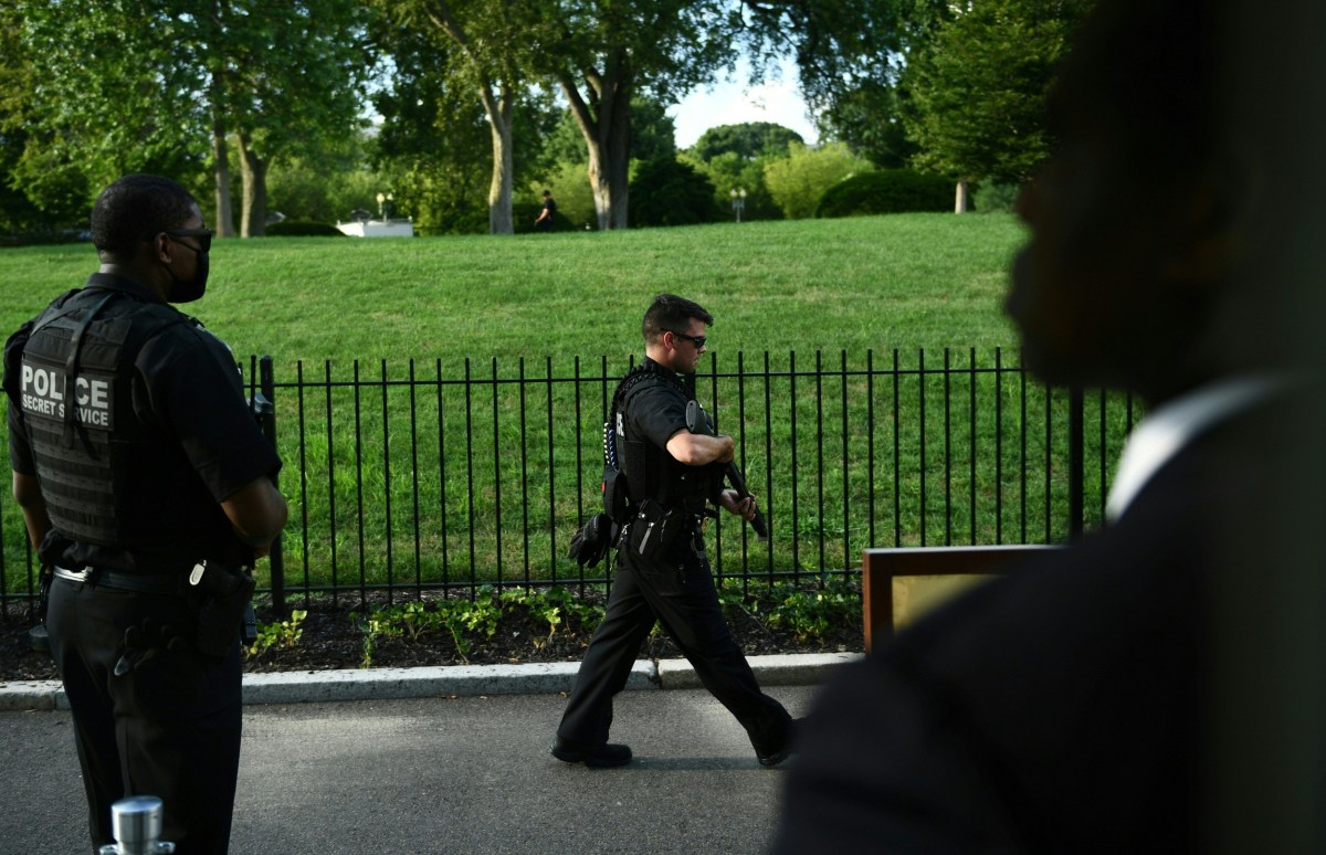 Signs of Deleted Texts Found on 10 Secret Service Staff Phones: Report ...