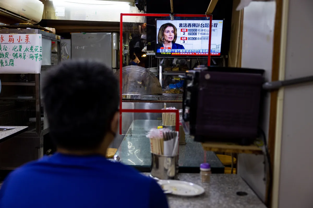China Stock Market Dealt Blow Amid Pelosi Taiwan Visit - Newsweek
