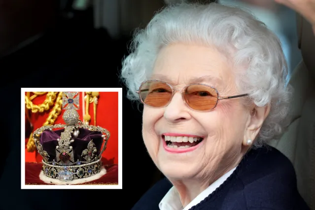 Queen’s ‘Cheeky’ Response When Handling the Crown Jewels Goes Viral ...