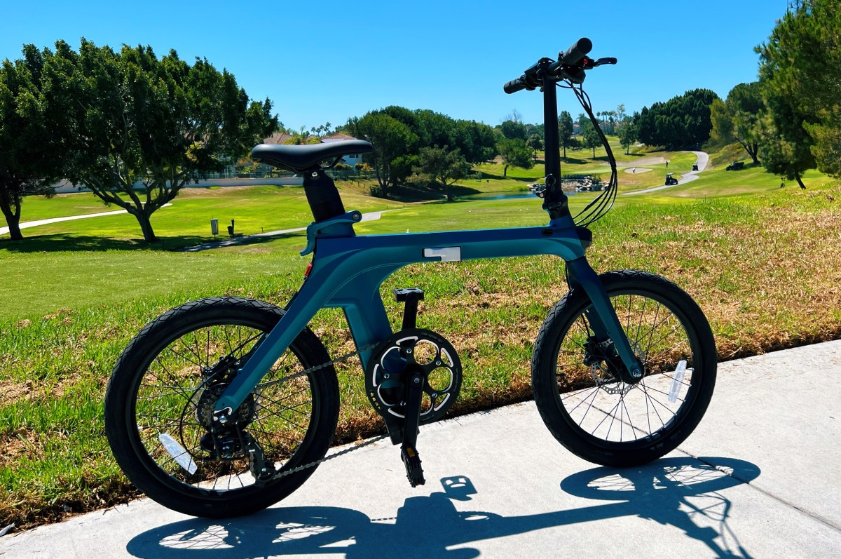 Stylish E-Bike Fiido X Is Foldable and Ideal for Short Commutes - Newsweek