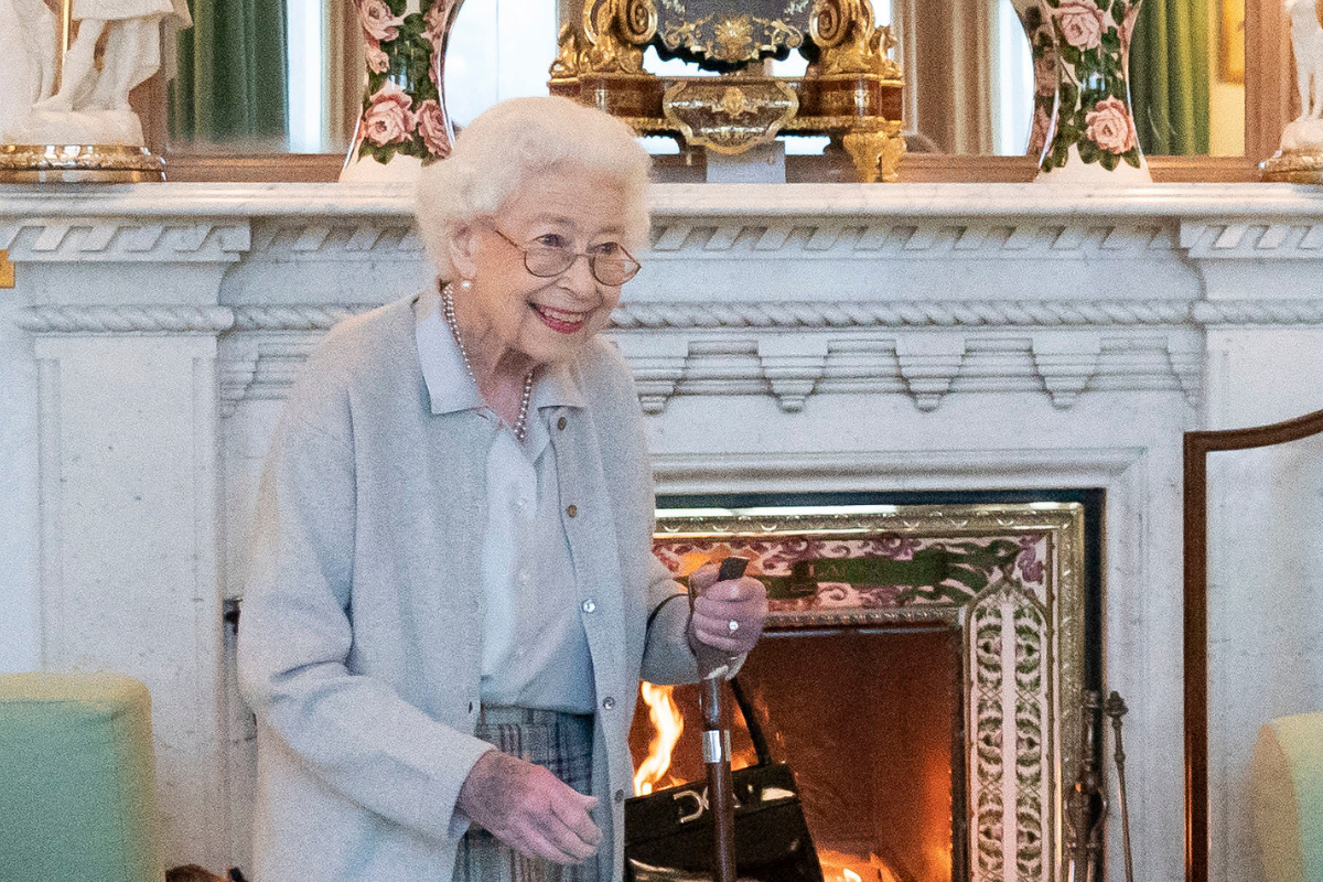 Queen: ‘Doctors are Concerned’ for Her Health and She Is Under ...