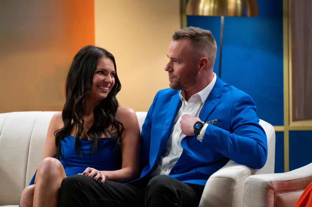 ‘Love Is Blind’ Trend That Hints at Who’s Still Together and Says ‘I Do ...