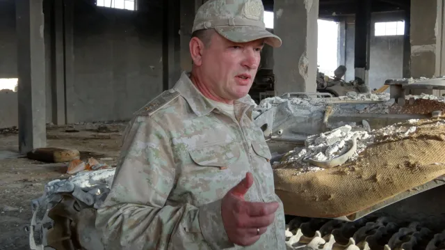 Russian General Lapin Fired After Ukraine War Criticism: Pro-Kremlin ...
