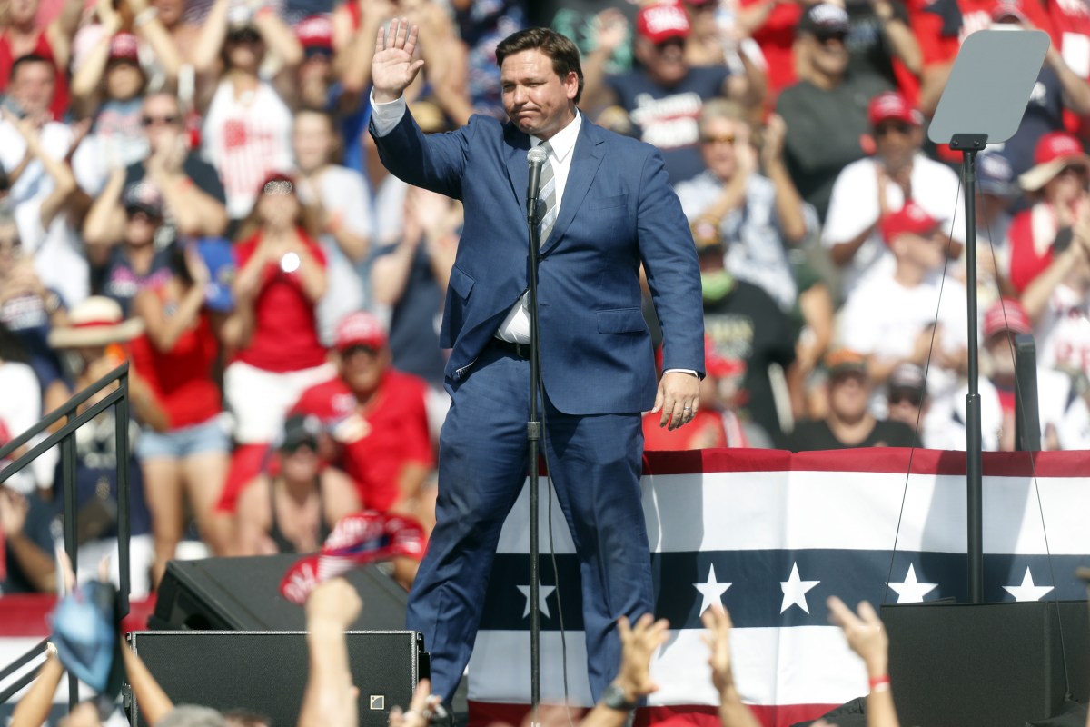 Trump Casts Vote for DeSantis After ‘DeSanctimonious’ Jab - Newsweek