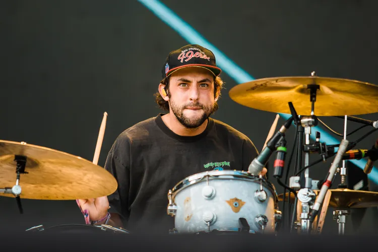 The Neighbourhood’s Brandon Fried Addresses María Zardoya Allegation ...