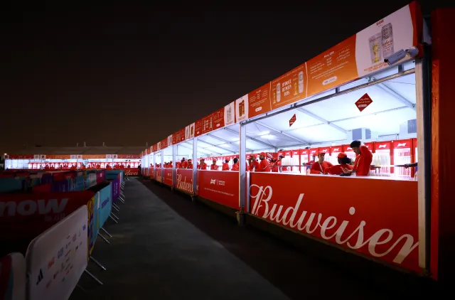 ‘We Want Beer’ Chanted by Ecuador Fans at World Cup, Budweiser Responds ...