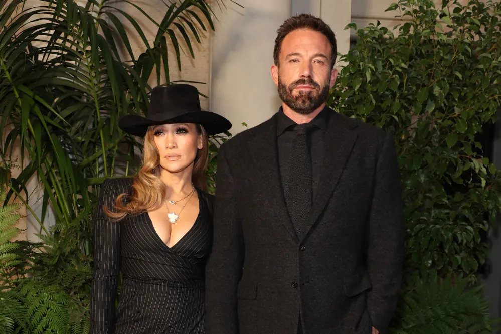 Jennifer Lopez TikTok Sparks Ben Affleck Concern: “Blink If You Need ...