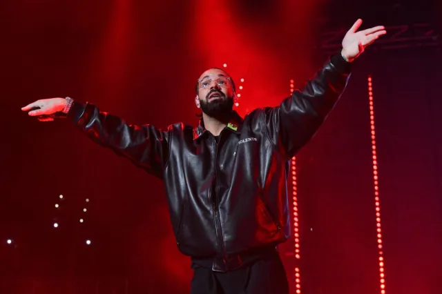 When Is Drake Touring in 2023? Rapper Announces Show and Teases New ...