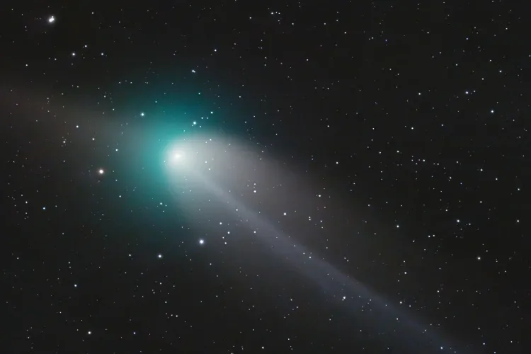 How, When and Where to See the Green Comet Before It Disappears From ...