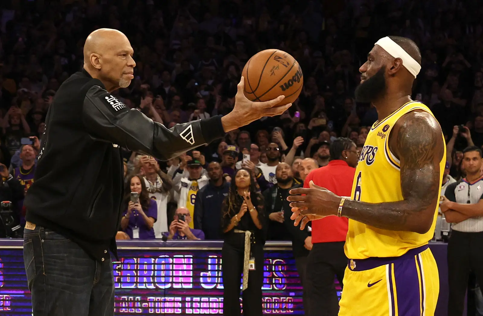 Video of LeBron James Dropping F-Bomb After Breaking Reco... - Newsweek