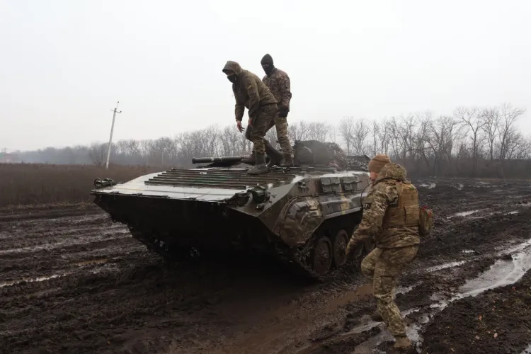 Ukraine War Could Last for Decades, Former Putin Adviser Warns - Newsweek