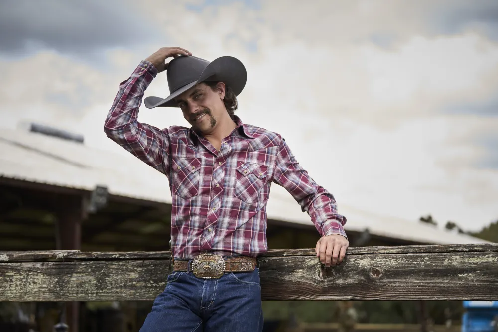Meet the ‘Farmer Wants a Wife’ Cast and Host on Fox Dating Show - Newsweek