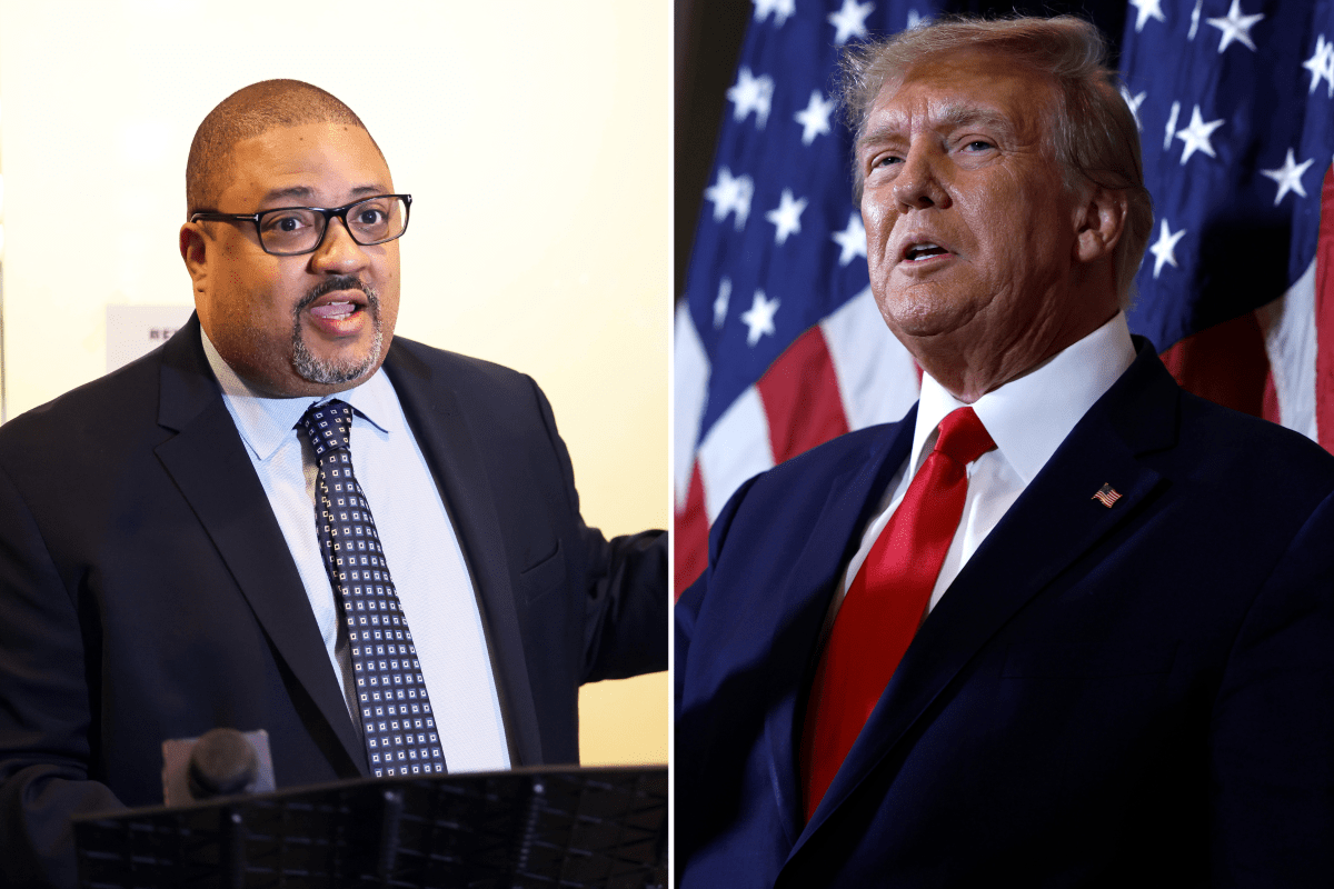 Trump Rally Goers Think He’ll Be Reinstated, Want to Arrest Alvin Bragg ...
