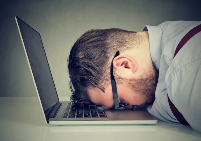 Is Your Desk Job Ruining Your Back? Warning Signs From a Physical ...