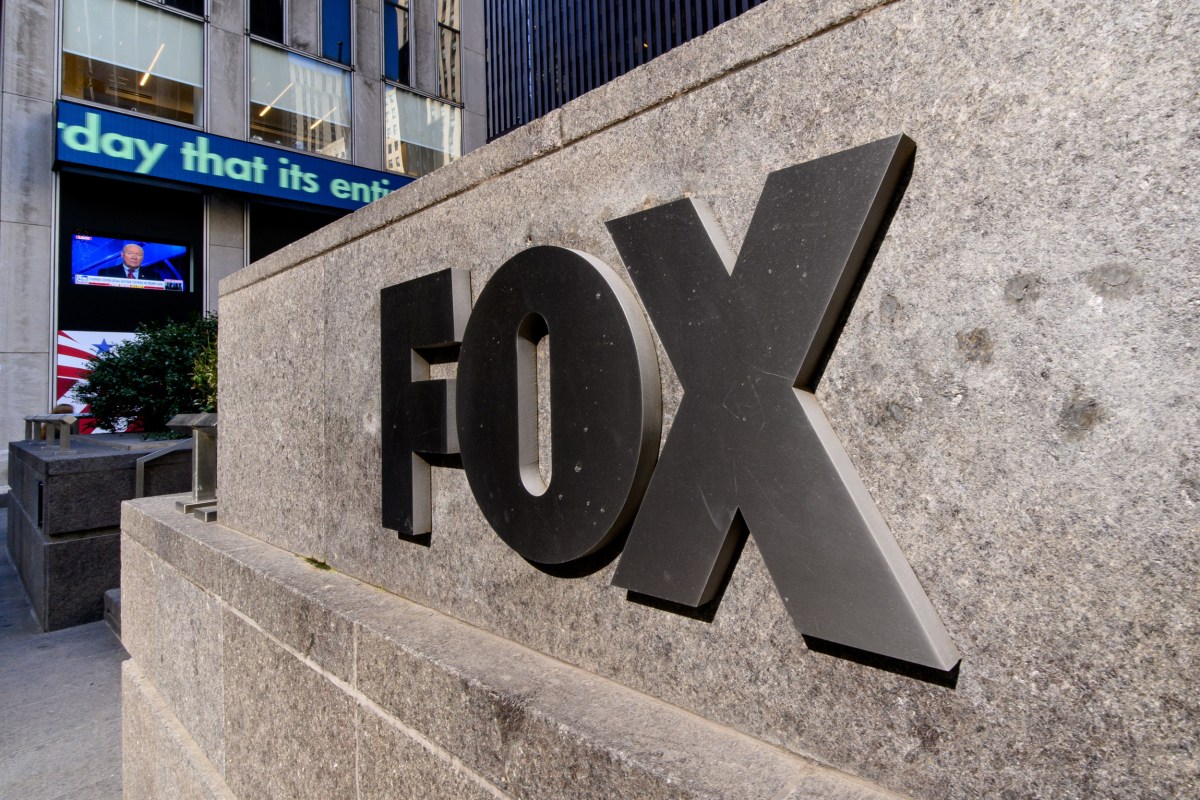 Fox News Host Admits Dominion Lawsuit Not Going Well for His Network ...