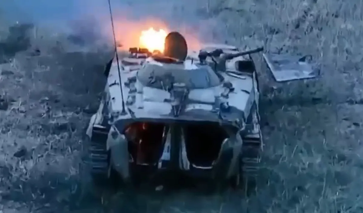 Video of Russians ‘Chilling’ Under Burning Tank Goes Viral - Newsweek