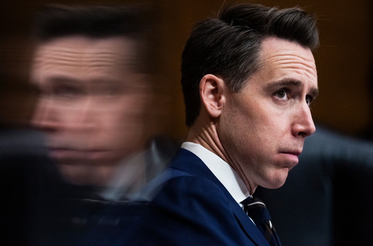 Josh Hawley Pushes TikTok Ban After Chinese Secret Police Station ...
