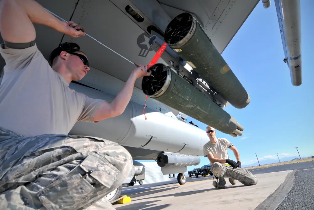 What Are Hydra-70 Rockets? Latest U.S. Weapons Package for Ukraine ...
