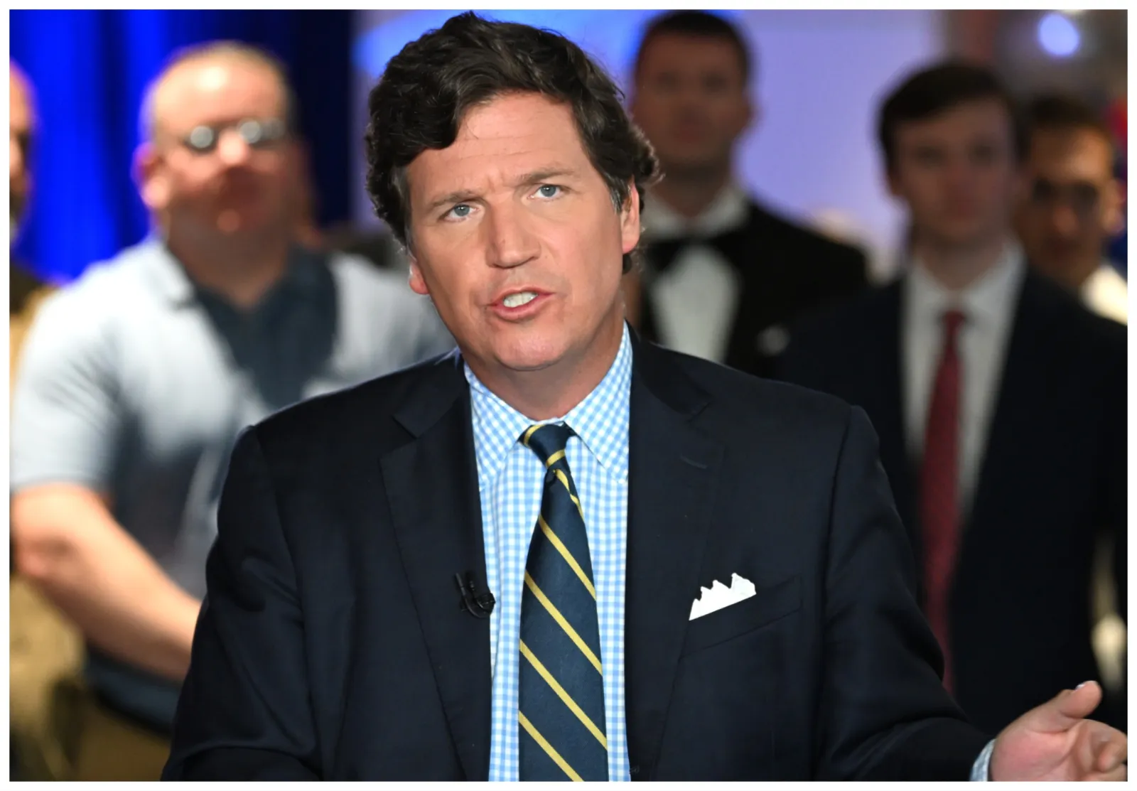 Alex Jones Says Rupert Murdoch’s Ex-Fiancée Reason for Tucker Carlson’s ...