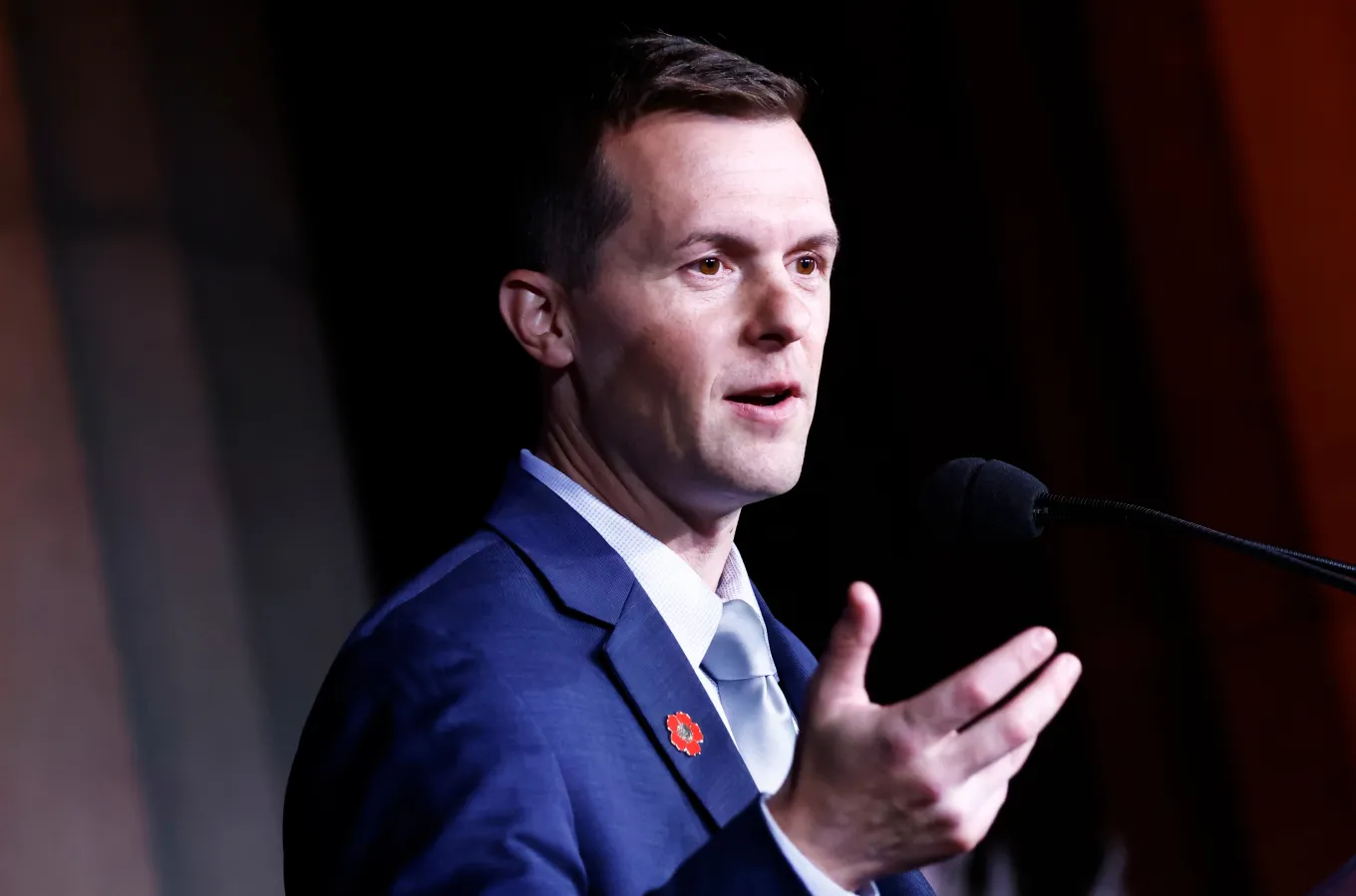Seven Democrats Just Voted to Approve ICE Funding: Full List - Newsweek