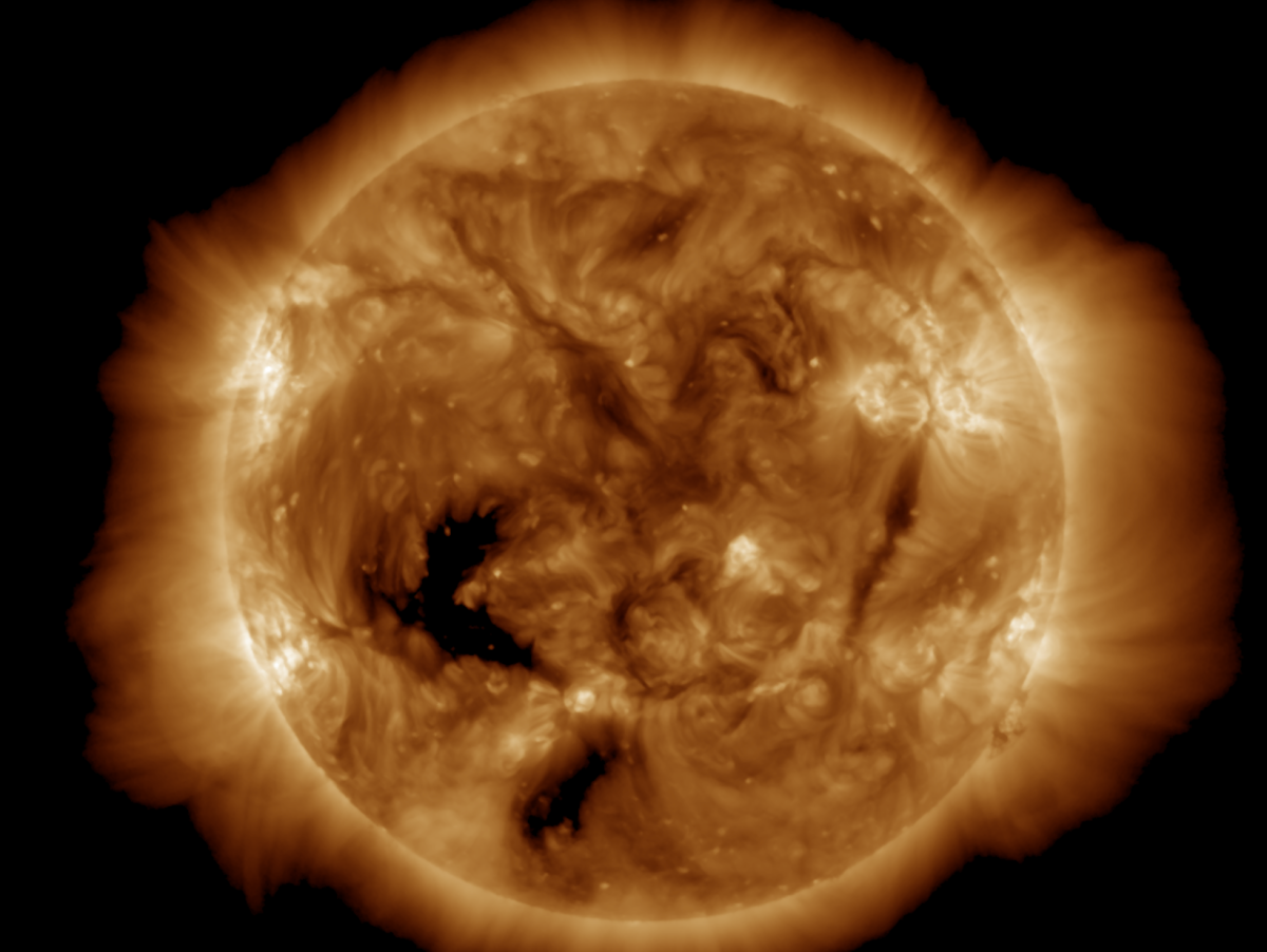 Sun Ejection May Hit Earth’s Magnetic Field, Causing Geomagnetic Storms ...