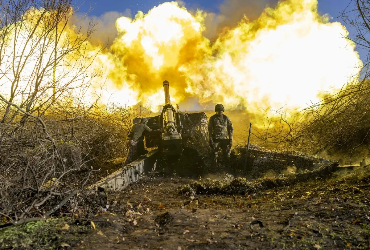 Russia Loses 37 Artillery Systems, 13 Tanks in a Day: Ukraine - Newsweek