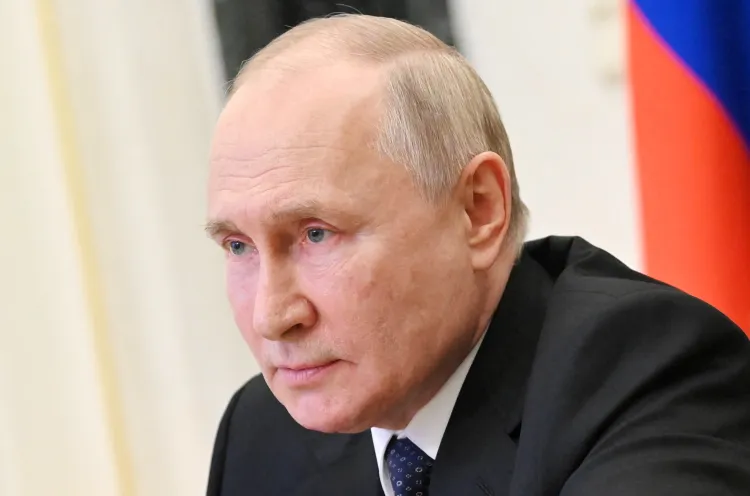 Kerch bridge attack puts Putin's prized possession at risk - Newsweek