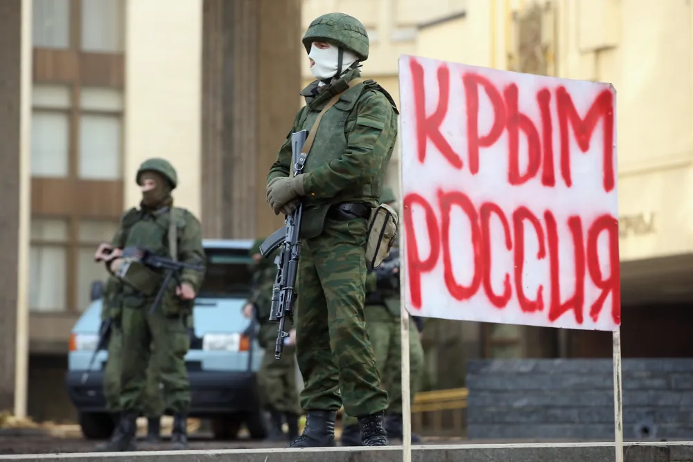 Crimea Explosions Force Russia To Evacuate Thousands of People - Newsweek