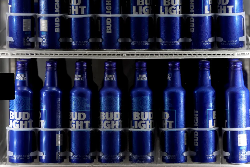 Bud Light’s Popularity in Bars Has Collapsed - Newsweek