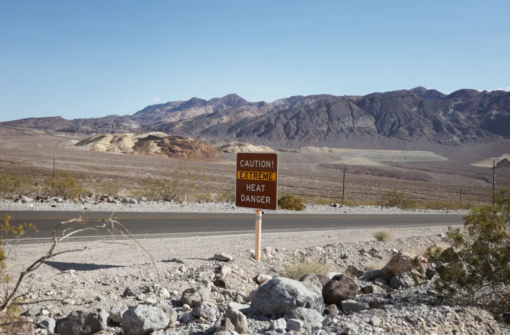 Man Dies in Death Valley Amid Scorching Temperatures - Newsweek