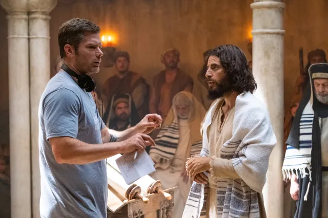 ‘The Chosen’ Headed to Movie Theaters for a Christmas Special - Newsweek