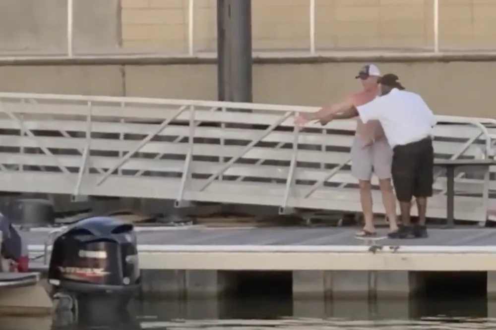 Alabama Boat Brawl Witness Describes Watching Fight Break Out - Newsweek