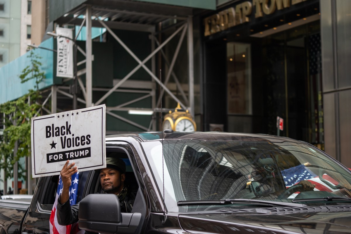 Who Is Harrison Floyd? Black Voices for Trump Leader Charged in Georgia ...