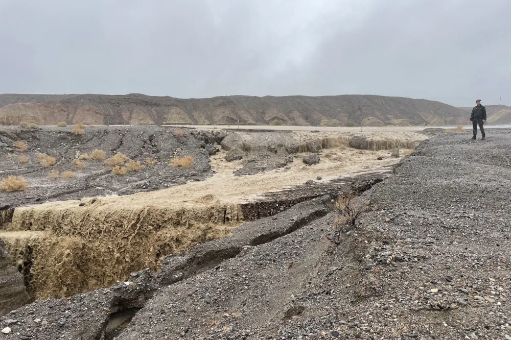 Death Valley Park Closes Due to Floods Weeks After Near-Record ...