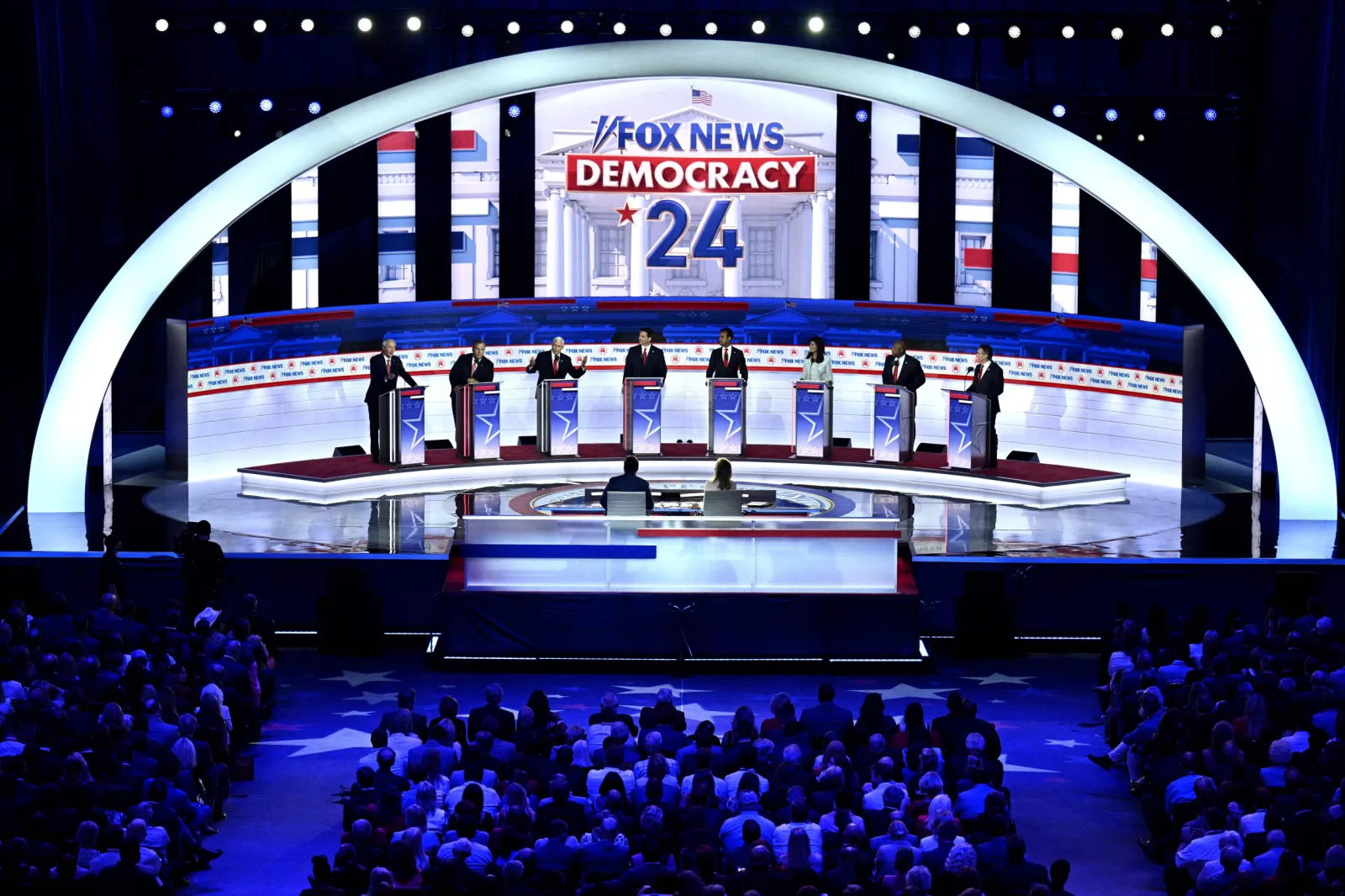 Republican Debate Had Hundreds of Empty Seats, Photos Show - Newsweek